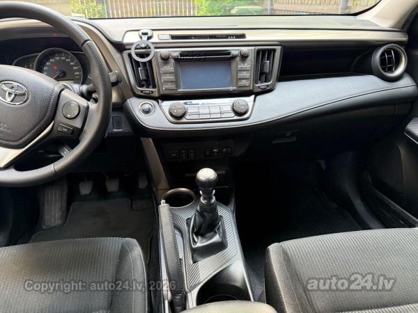 Brūns Toyota RAV4 2014 Tallina, ar dzinēja tilpumu 2.00 L un nobraukumu 203 tūkst. km par 10500 €, foto 7 vietnē AUTOMOTO.COM.LV
