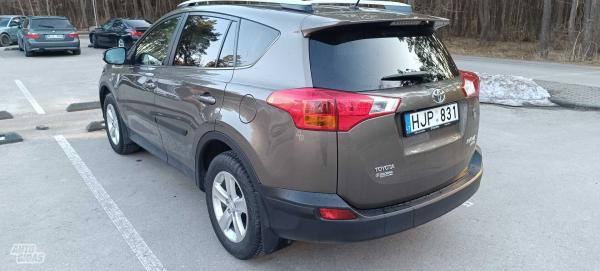 Brūns Toyota RAV4 2014 Klaipėda, ar dzinēja tilpumu 2.00 L un nobraukumu 46 tūkst. km par 18000 €, foto 3 vietnē AUTOMOTO.COM.LV