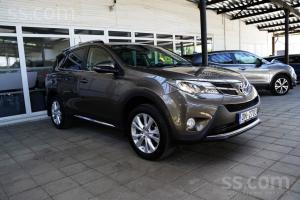 Brūns Toyota RAV4 2014 Rīga, ar dzinēja tilpumu 2.20 L un nobraukumu 115 tūkst. km par 12990 €, foto 3 vietnē AUTOMOTO.COM.LV