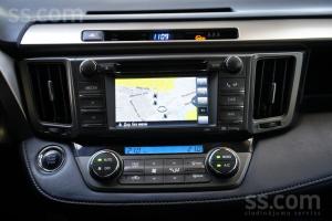 Brūns Toyota RAV4 2014 Rīga, ar dzinēja tilpumu 2.20 L un nobraukumu 115 tūkst. km par 12990 €, foto 23 vietnē AUTOMOTO.COM.LV