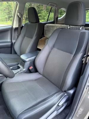 Brown Toyota RAV4 2014 in Jonava, with an engine capacity of 2.00 L and mileage of 227 thousand km for 11450 €, photo 10 on AUTOMOTO.COM.LV
