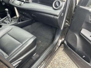 Brūns Toyota RAV4 2014 Viļņa, ar dzinēja tilpumu 2.00 L un nobraukumu 198 tūkst. km par 12500 €, foto 7 vietnē AUTOMOTO.COM.LV