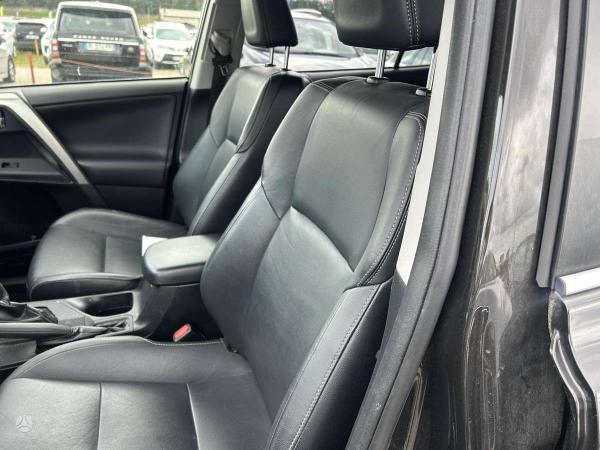 Brūns Toyota RAV4 2014 Viļņa, ar dzinēja tilpumu 2.00 L un nobraukumu 198 tūkst. km par 12500 €, foto 9 vietnē AUTOMOTO.COM.LV