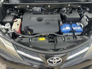 Brūns Toyota RAV4 2014 Viļņa, ar dzinēja tilpumu 2.00 L un nobraukumu 198 tūkst. km par 12500 €, foto 18 vietnē AUTOMOTO.COM.LV