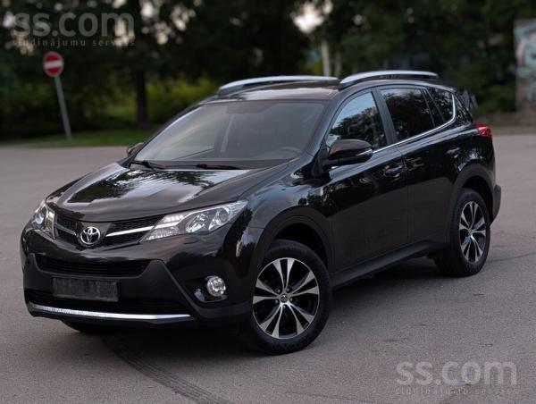 Brown Toyota RAV4 2014 in Jurmala, with an engine capacity of 2.00 L and mileage of 0 thousand km for 11500 €, photo 2 on AUTOMOTO.COM.LV