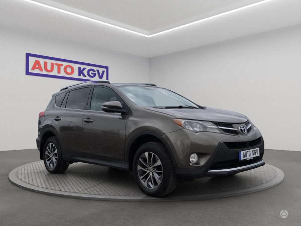 Brown Toyota RAV4 2014 in Vilnius, with an engine capacity of 2.50 L and mileage of 222 thousand km for 12799 €, photo 7 on AUTOMOTO.COM.LV