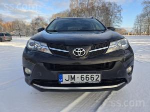 Brown Toyota RAV4 2014 in Riga, with an engine capacity of 2.00 L and mileage of 278 thousand km for 9000 €, photo 14 on AUTOMOTO.COM.LV