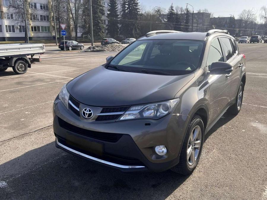 Brūns Toyota RAV4 2014 Kauņa, ar dzinēja tilpumu 2.00 L un nobraukumu 300 tūkst. km par 9200 €, foto 3 vietnē AUTOMOTO.COM.LV