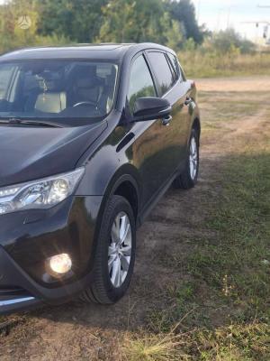 Brown Toyota RAV4 2014 in Vilnius, with an engine capacity of 2.23 L and mileage of 187 thousand km for 12500 €, photo 4 on AUTOMOTO.COM.LV