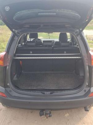 Brown Toyota RAV4 2014 in Vilnius, with an engine capacity of 2.23 L and mileage of 187 thousand km for 12500 €, photo 5 on AUTOMOTO.COM.LV
