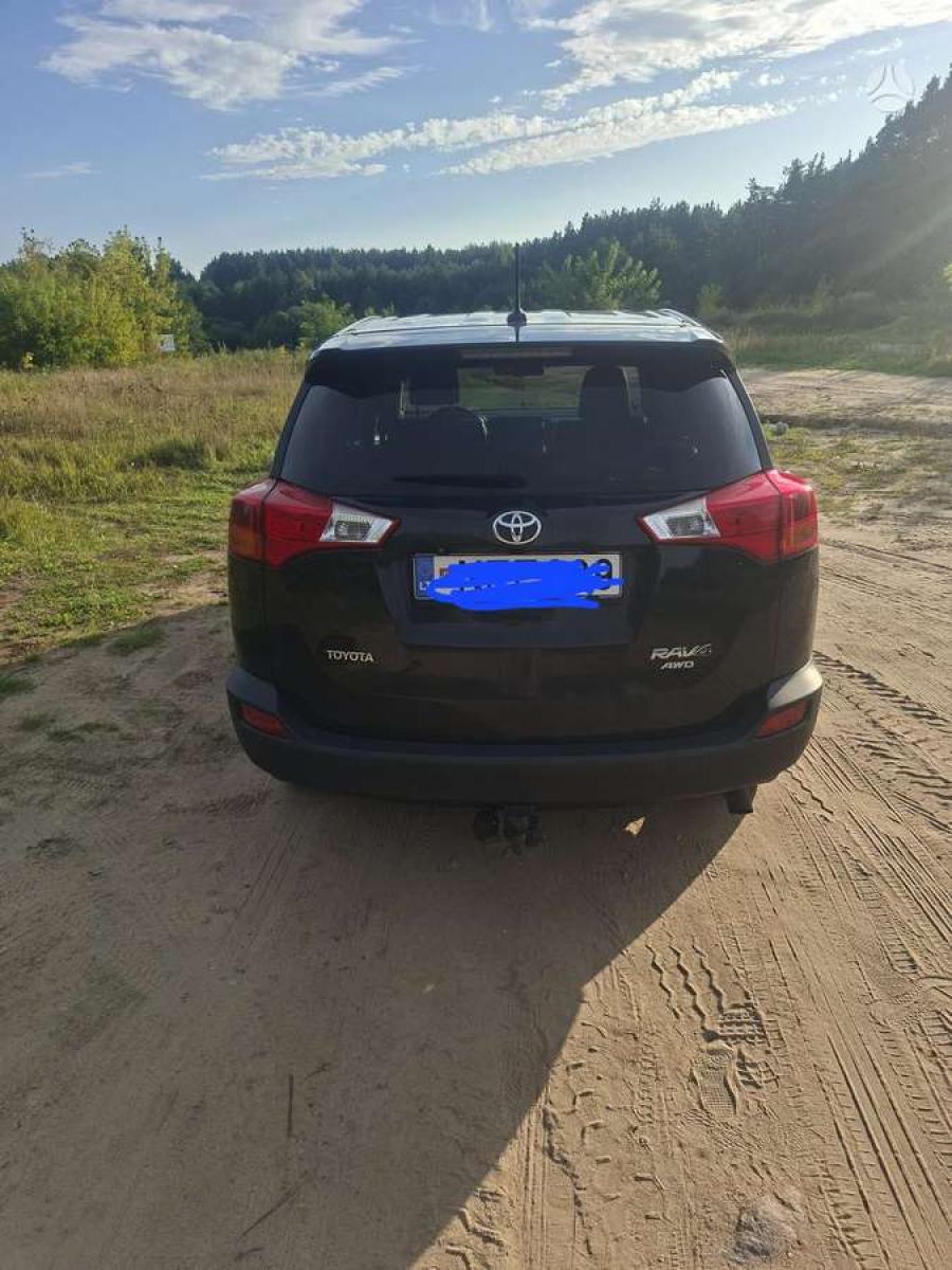 Brown Toyota RAV4 2014 in Vilnius, with an engine capacity of 2.23 L and mileage of 187 thousand km for 12500 €, photo 7 on AUTOMOTO.COM.LV