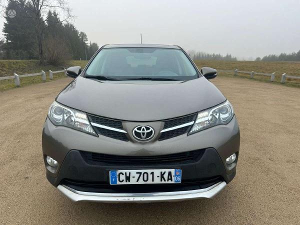 Brūns Toyota RAV4 2015 Utena, ar dzinēja tilpumu 2.00 L un nobraukumu 192 tūkst. km par 8950 €, foto 1 vietnē AUTOMOTO.COM.LV