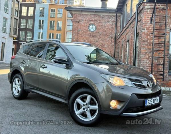 Brown Toyota RAV4 2015 in Tallinn, with an engine capacity of 2.20 L and mileage of 274 thousand km for 11990 €, photo 2 on AUTOMOTO.COM.LV