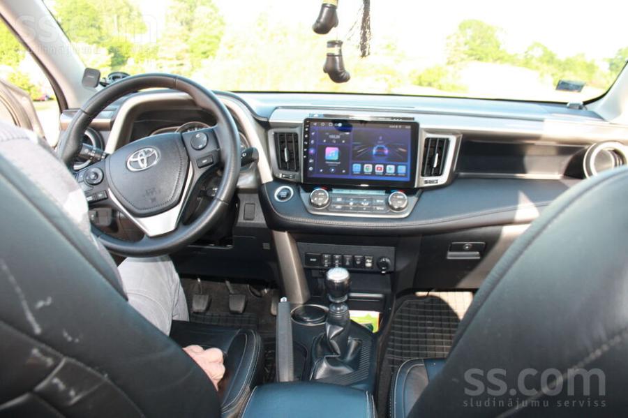 Brūns Toyota RAV4 2015 Talsi, ar dzinēja tilpumu 2.20 L un nobraukumu 149 tūkst. km par 11900 €, foto 14 vietnē AUTOMOTO.COM.LV