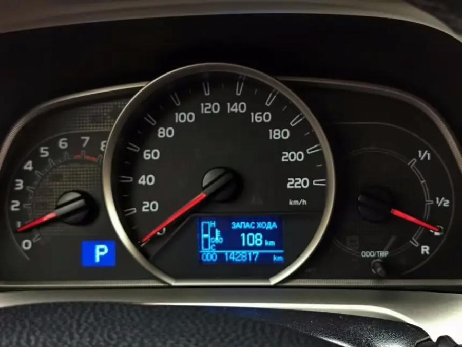 Brūns Toyota RAV4 2015 Rīga, ar dzinēja tilpumu 2.00 L un nobraukumu 143 tūkst. km par 16500 €, foto 8 vietnē AUTOMOTO.COM.LV