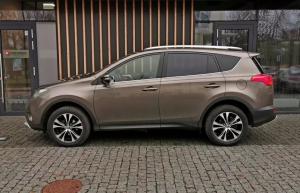 Brūns Toyota RAV4 2015 Rīga, ar dzinēja tilpumu 2.00 L un nobraukumu 143 tūkst. km par 16500 €, foto 20 vietnē AUTOMOTO.COM.LV