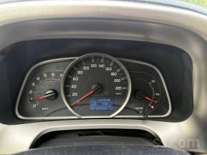 Brown Toyota RAV4 2015 in Ogre, with an engine capacity of 2.20 L and mileage of 258 thousand km for 12999 €, photo 20 on AUTOMOTO.COM.LV