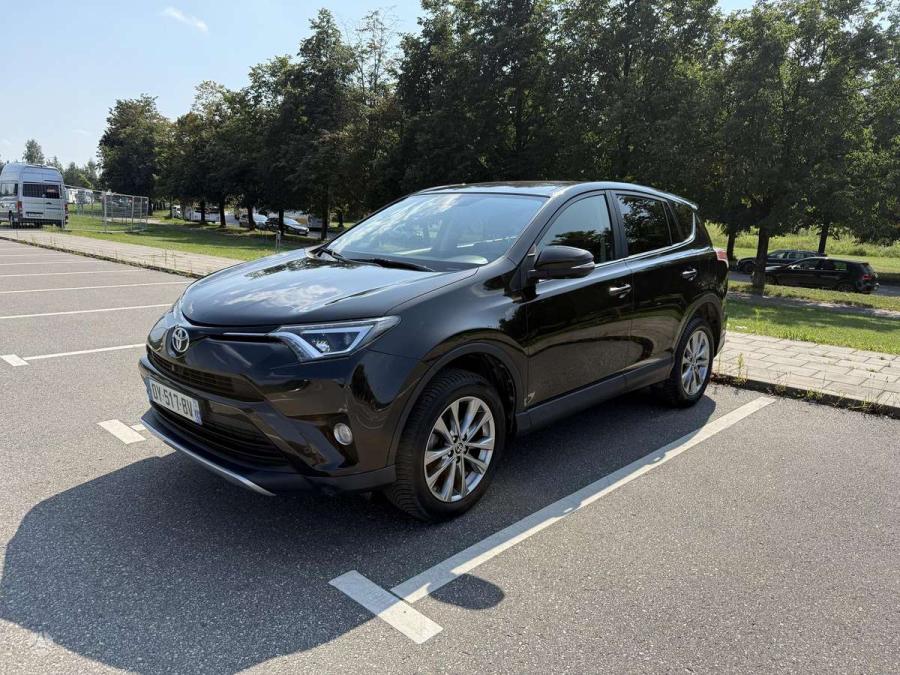 Коричневый Тойота РАВ 4 2015 в Вильнюс, объемом двигателя 2.00 л и пробегом 147 тыс. км за 12300 €, фото 9 на AUTOMOTO.COM.LV