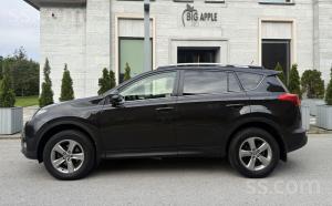 Brūns Toyota RAV4 2015 Tallina, ar dzinēja tilpumu 2.00 L un nobraukumu 216 tūkst. km par 11300 €, foto 5 vietnē AUTOMOTO.COM.LV