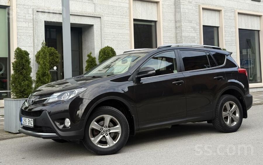Brūns Toyota RAV4 2015 Tallina, ar dzinēja tilpumu 2.00 L un nobraukumu 216 tūkst. km par 11300 €, foto 10 vietnē AUTOMOTO.COM.LV