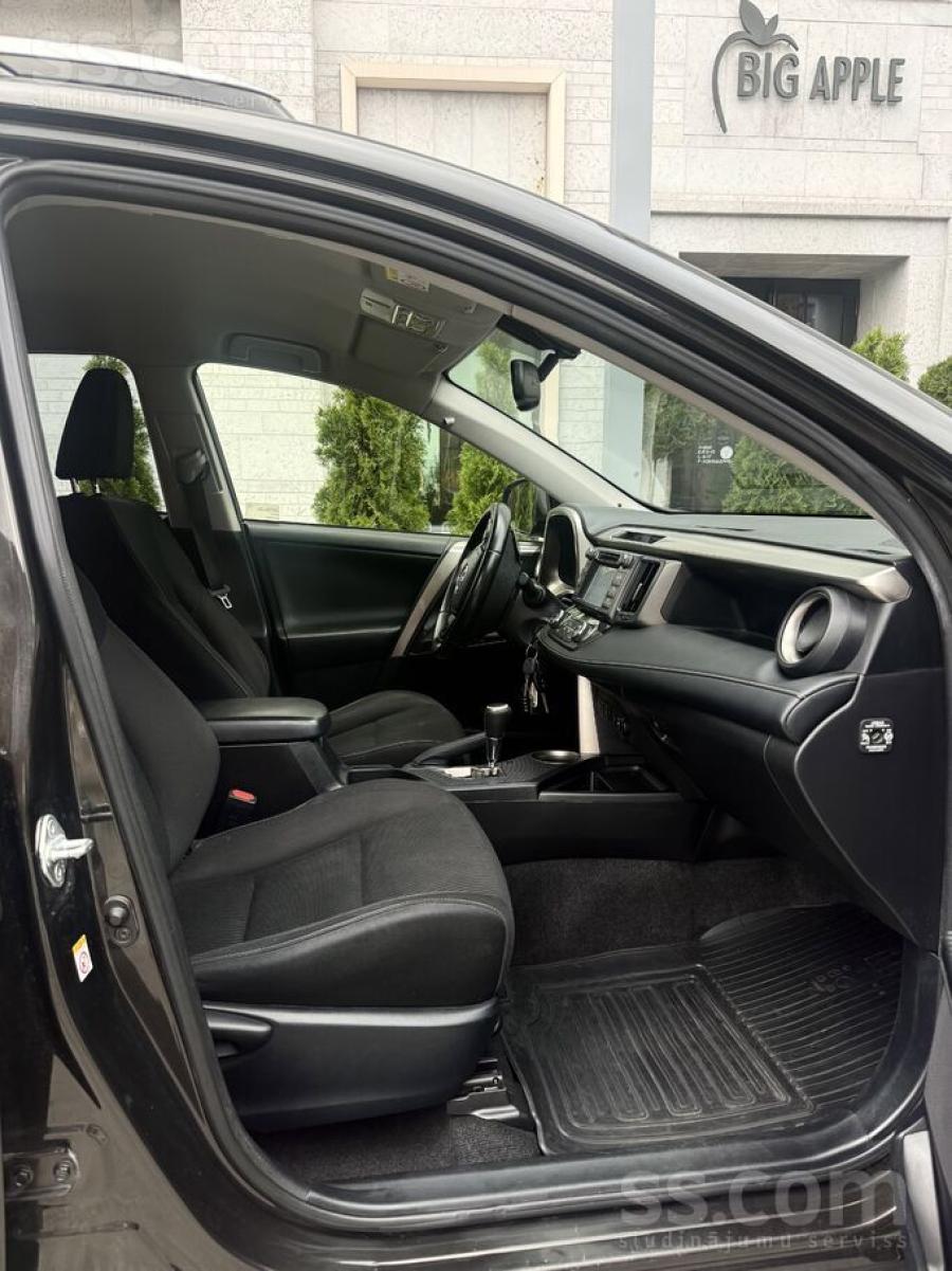 Brūns Toyota RAV4 2015 Tallina, ar dzinēja tilpumu 2.00 L un nobraukumu 216 tūkst. km par 11300 €, foto 28 vietnē AUTOMOTO.COM.LV