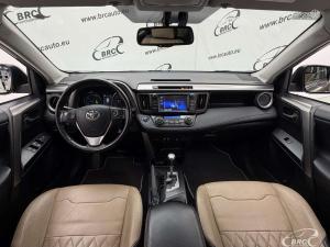 Brūns Toyota RAV4 2016 Viļņa, ar dzinēja tilpumu 2.49 L un nobraukumu 192 tūkst. km par 17500 €, foto 4 vietnē AUTOMOTO.COM.LV