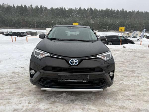 Brūns Toyota RAV4 2016 Viļņa, ar dzinēja tilpumu 2.49 L un nobraukumu 160 tūkst. km par 16900 €, foto 2 vietnē AUTOMOTO.COM.LV