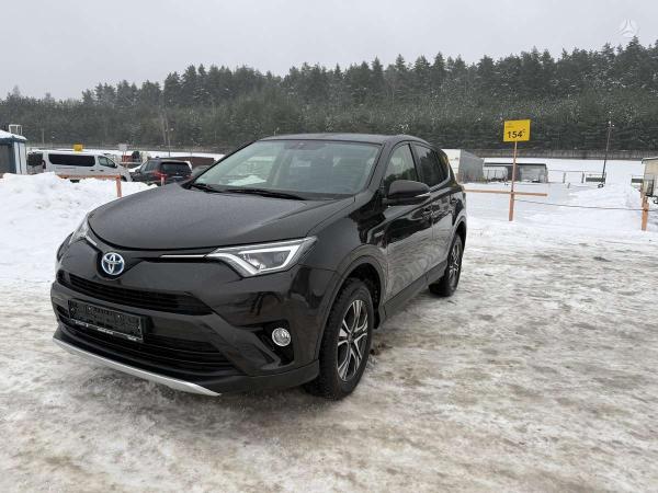 Brūns Toyota RAV4 2016 Viļņa, ar dzinēja tilpumu 2.49 L un nobraukumu 160 tūkst. km par 16900 €, foto 3 vietnē AUTOMOTO.COM.LV