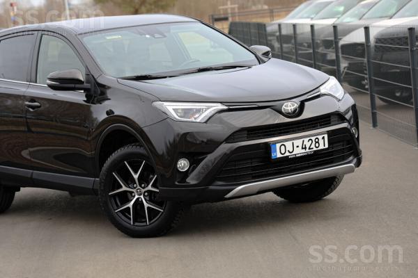Коричневый Тойота РАВ 4 2016 в Елгава, объемом двигателя 2.00 л и пробегом 0 тыс. км за 13850 €, фото 4 на AUTOMOTO.COM.LV
