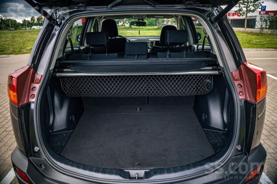 Brūns Toyota RAV4 2016 Rīga, ar dzinēja tilpumu 2.20 L un nobraukumu 175 tūkst. km par 9990 €, foto 16 vietnē AUTOMOTO.COM.LV