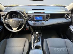 Brūns Toyota RAV4 2016 Rīga, ar dzinēja tilpumu 2.00 L un nobraukumu 148 tūkst. km par 15700 €, foto 11 vietnē AUTOMOTO.COM.LV