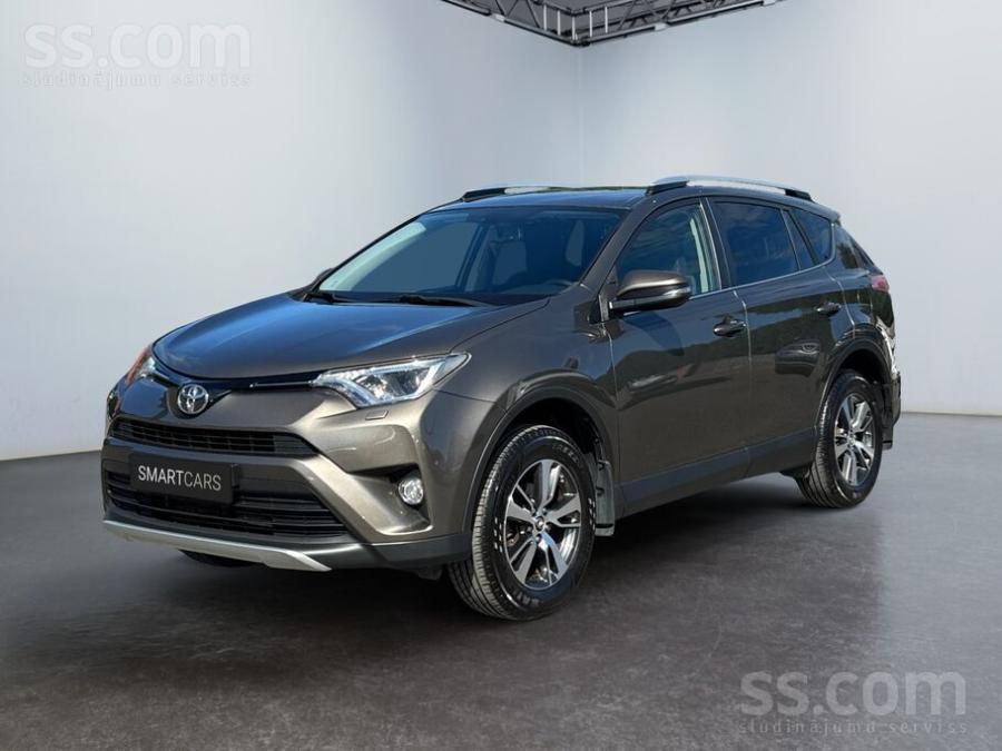 Brūns Toyota RAV4 2016 Rīga, ar dzinēja tilpumu 2.00 L un nobraukumu 148 tūkst. km par 16240 €, foto 1 vietnē AUTOMOTO.COM.LV