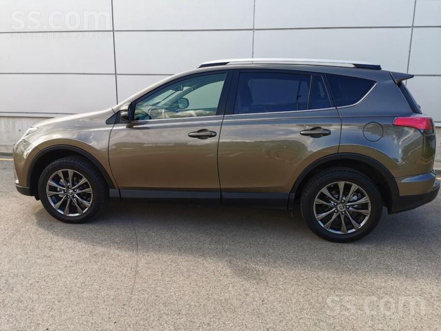 Brūns Toyota RAV4 2016 Rīga, ar dzinēja tilpumu 2.00 L un nobraukumu 0 tūkst. km par 13450 €, foto 5 vietnē AUTOMOTO.COM.LV