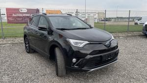 Brown Toyota RAV4 2016 in Marijampole, with an engine capacity of 2.50 L and mileage of 152 thousand km for 16990 €, photo 5 on AUTOMOTO.COM.LV