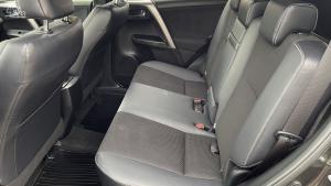 Brown Toyota RAV4 2016 in Marijampole, with an engine capacity of 2.50 L and mileage of 152 thousand km for 16990 €, photo 14 on AUTOMOTO.COM.LV