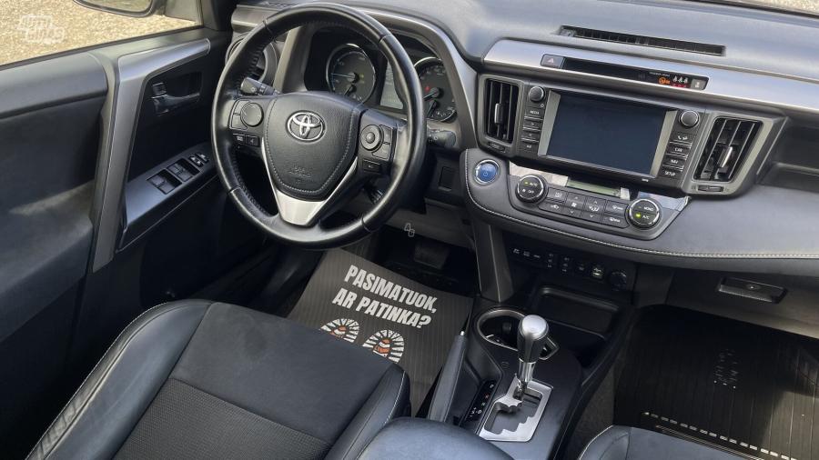 Brūns Toyota RAV4 2016 Marijampole, ar dzinēja tilpumu 2.50 L un nobraukumu 152 tūkst. km par 16990 €, foto 17 vietnē AUTOMOTO.COM.LV