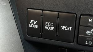 Brūns Toyota RAV4 2016 Marijampole, ar dzinēja tilpumu 2.50 L un nobraukumu 152 tūkst. km par 16990 €, foto 28 vietnē AUTOMOTO.COM.LV