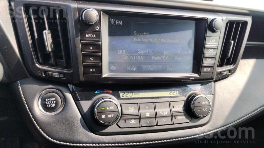 Brūns Toyota RAV4 2016 Daugavpils, ar dzinēja tilpumu 2.00 L un nobraukumu 172 tūkst. km par 13850 €, foto 14 vietnē AUTOMOTO.COM.LV