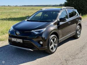 Brown Toyota RAV4 2016 in Vilkaviskis, with an engine capacity of 2.00 L and mileage of 196 thousand km for 12500 €, photo  on AUTOMOTO.COM.LV