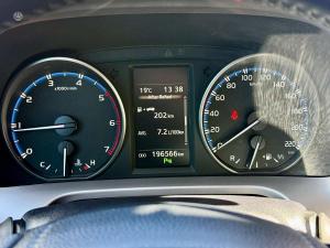 Brown Toyota RAV4 2016 in Vilkaviskis, with an engine capacity of 2.00 L and mileage of 196 thousand km for 12500 €, photo 15 on AUTOMOTO.COM.LV