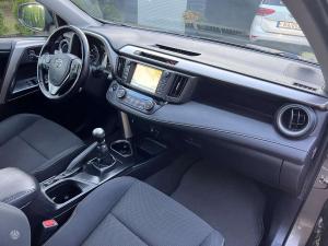 Brown Toyota RAV4 2016 in Druskininkai, with an engine capacity of 2.00 L and mileage of 212 thousand km for 12490 €, photo 22 on AUTOMOTO.COM.LV