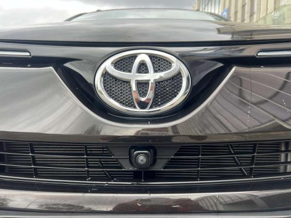 Brown Toyota RAV4 2016 in Vilnius, with an engine capacity of 2.00 L and mileage of 195 thousand km for 12400 €, photo 9 on AUTOMOTO.COM.LV