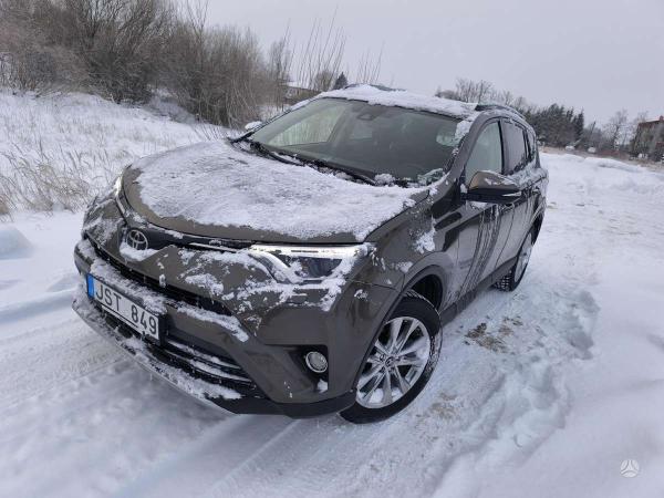 Brūns Toyota RAV4 2017 Kauņa, ar dzinēja tilpumu 2.00 L un nobraukumu 173 tūkst. km par 14500 €, foto 2 vietnē AUTOMOTO.COM.LV