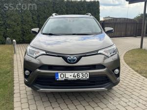 Brūns Toyota RAV4 2017 Rīga, ar dzinēja tilpumu 2.50 L un nobraukumu 105 tūkst. km par 18300 €, foto 7 vietnē AUTOMOTO.COM.LV