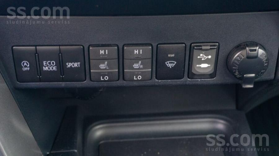 Brūns Toyota RAV4 2017 Rīga, ar dzinēja tilpumu 2.00 L un nobraukumu 173 tūkst. km par 14490 €, foto 17 vietnē AUTOMOTO.COM.LV