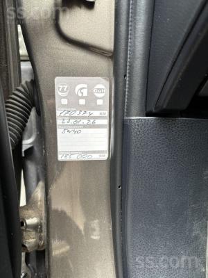 Brown Toyota RAV4 2017 in Riga, with an engine capacity of 2.00 L and mileage of 173 thousand km for 13500 €, photo 16 on AUTOMOTO.COM.LV