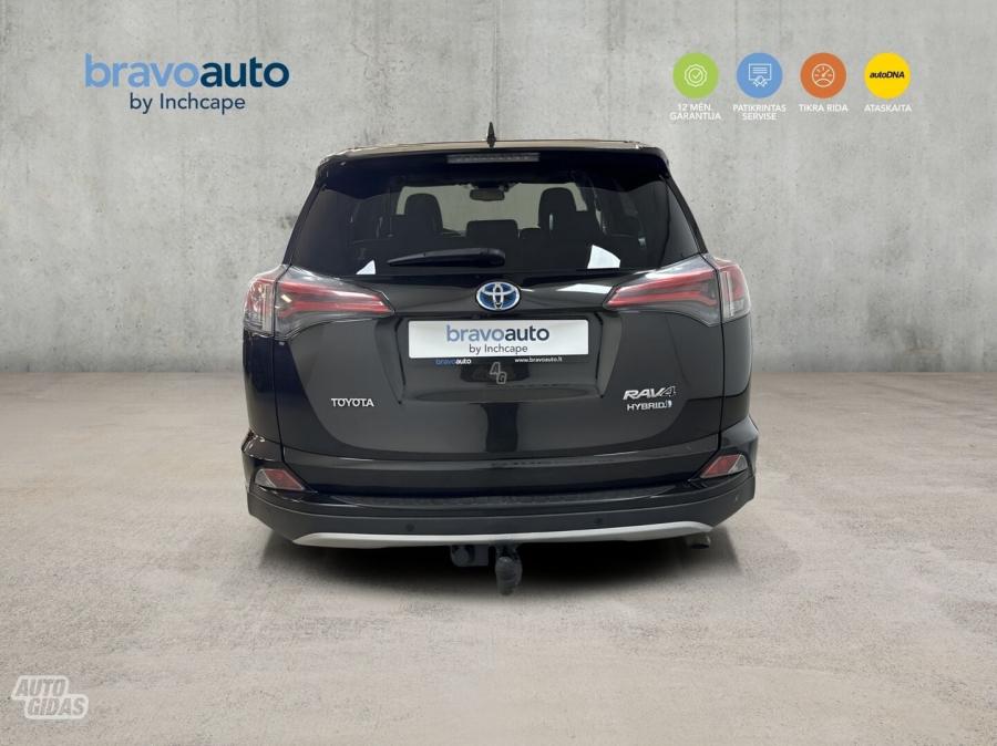 Brūns Toyota RAV4 2017 Viļņa, ar dzinēja tilpumu 2.50 L un nobraukumu 126 tūkst. km par 18999 €, foto 5 vietnē AUTOMOTO.COM.LV