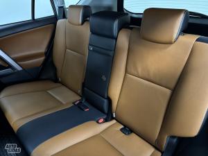 Brūns Toyota RAV4 2017 Viļņa, ar dzinēja tilpumu 2.50 L un nobraukumu 126 tūkst. km par 18999 €, foto 16 vietnē AUTOMOTO.COM.LV