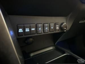 Brūns Toyota RAV4 2017 Viļņa, ar dzinēja tilpumu 2.50 L un nobraukumu 126 tūkst. km par 18999 €, foto 21 vietnē AUTOMOTO.COM.LV