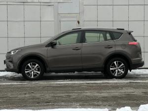 Brūns Toyota RAV4 2017 Rīga, ar dzinēja tilpumu 2.00 L un nobraukumu 94 tūkst. km par 16600 €, foto 6 vietnē AUTOMOTO.COM.LV